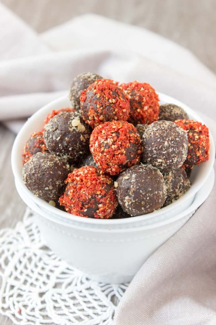 Turmeric Maca Powder Cacao Energy Balls | Natalie's Health
