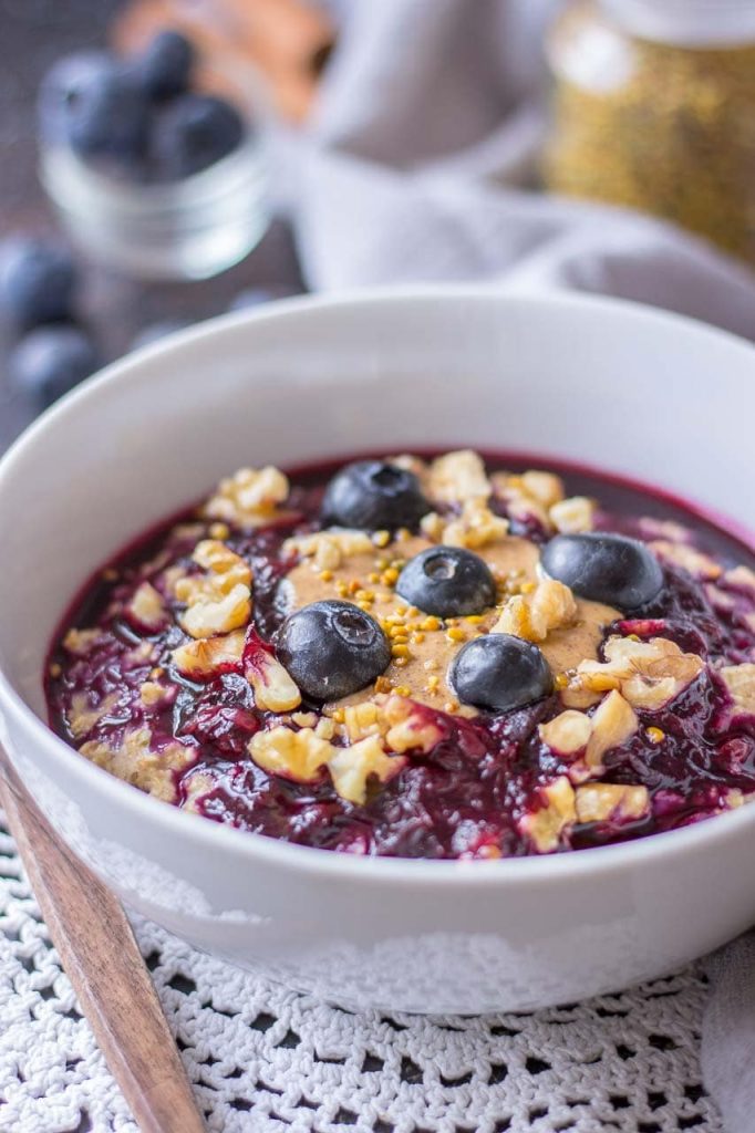Blueberry Oatmeal Porridge | Natalie's Health