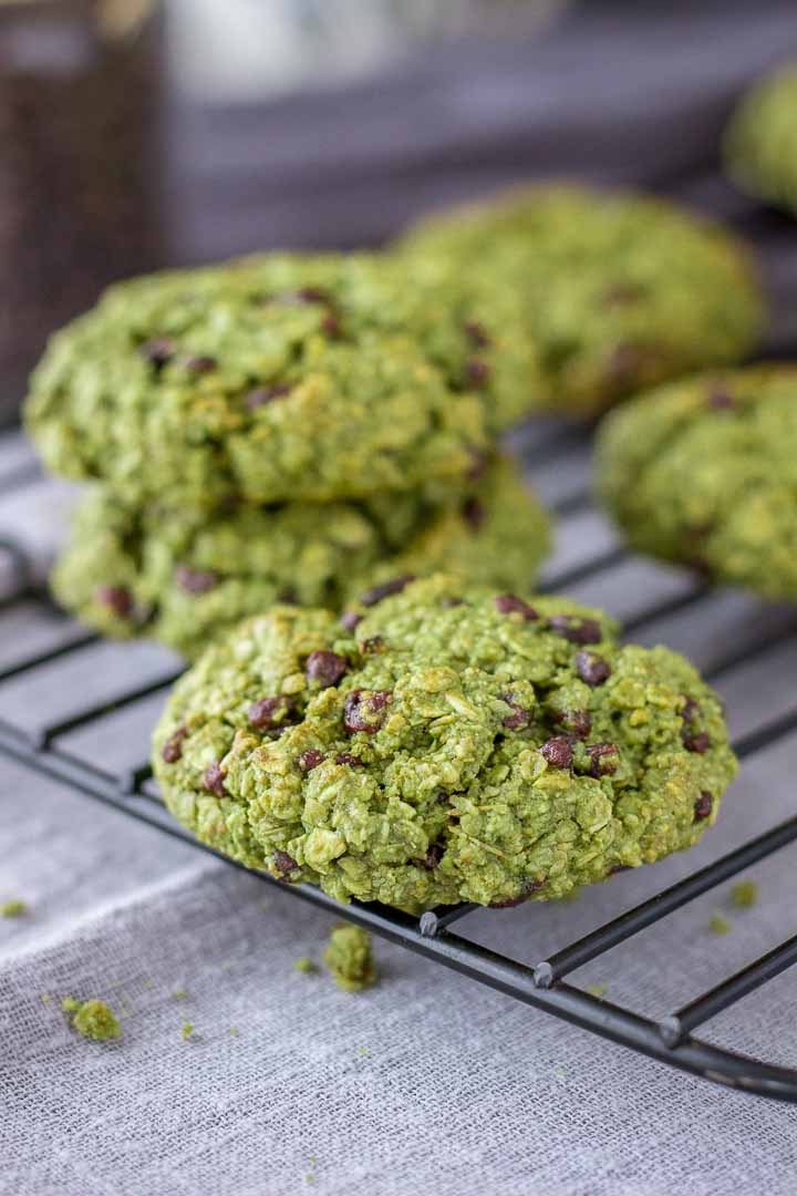 Matcha Chocolate Chip Cookies - Delicious guilt-free SUPERFOODS treat!