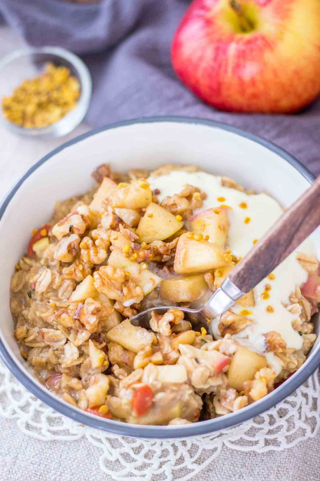 Apple Cinnamon Oatmeal | Natalie's Health