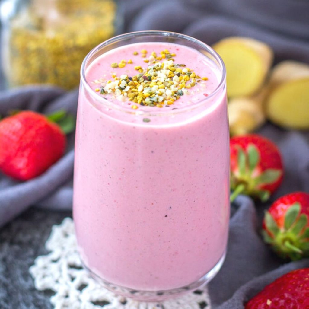 Strawberry Ginger Smoothie (No Banana) | Natalie's Health